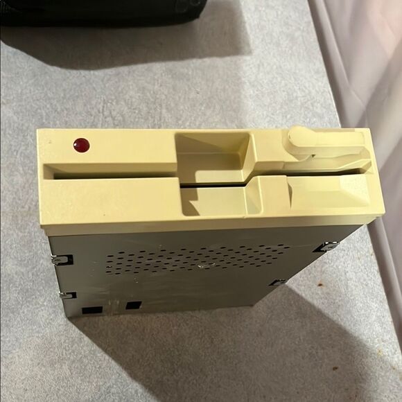 n/a | Office | Vintage Beige Floppy Disk Drive | Poshmark